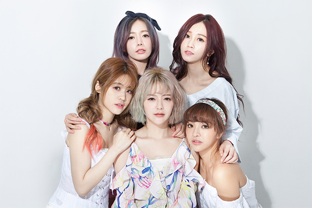 獨家限定！一起揭開Twinko螢光幕下的秘密，為什麼護士、水手服都出現？｜女星焦點